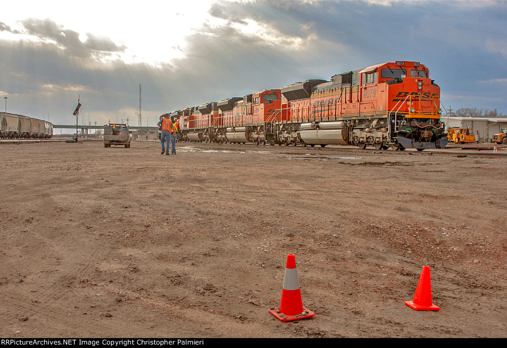BNSF 9079